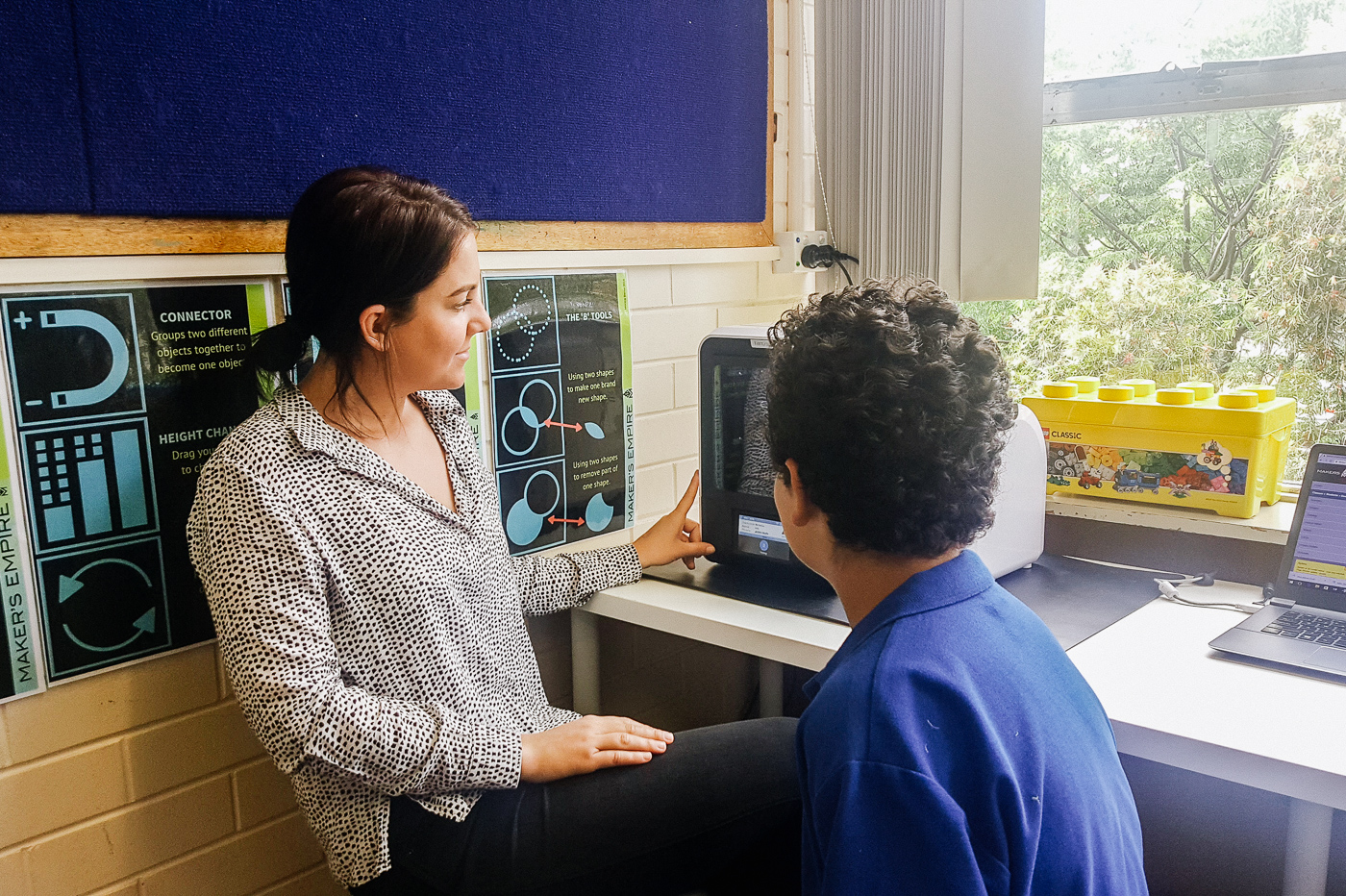 How students at Fulham North Primary School use the buddy system in 3D ...